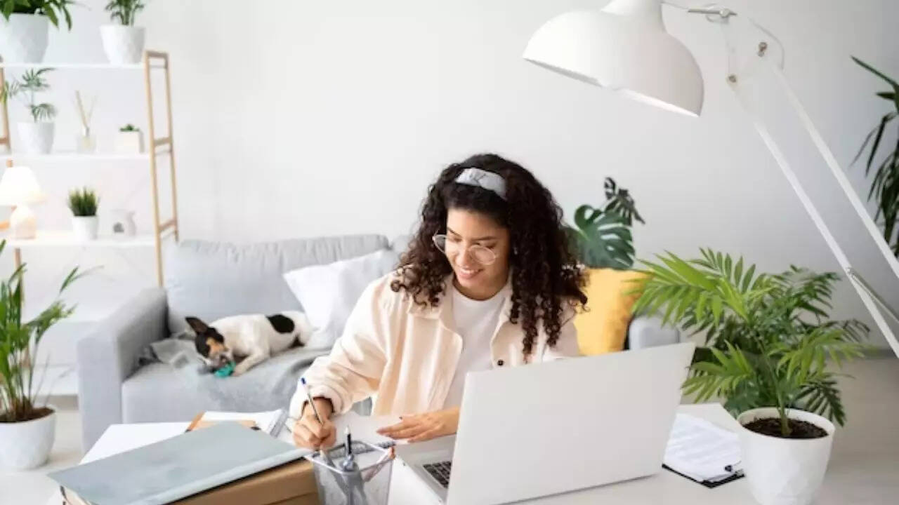 10 Must-Have Work From Home Essentials For Home Office.