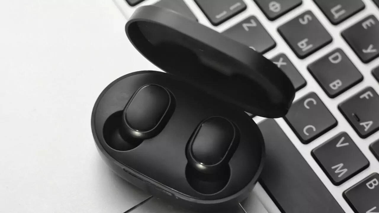 Wireless earbuds and earphones with touch control features for all ...