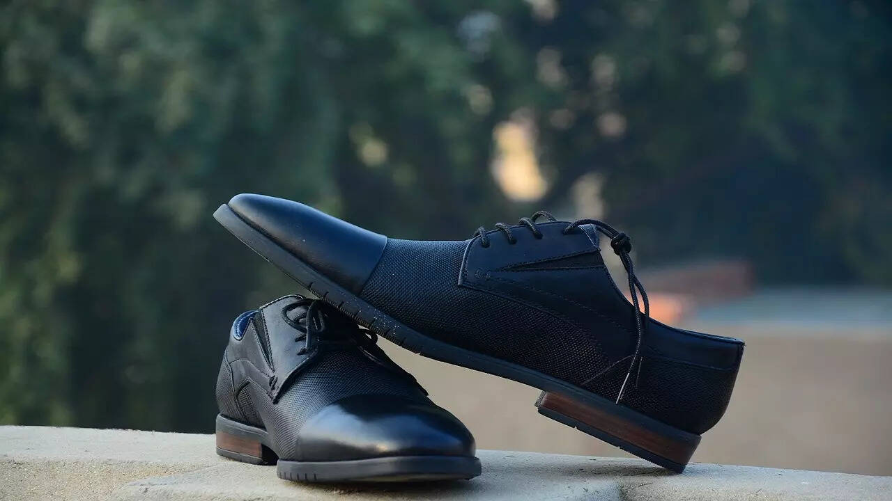 7 Best Black Formal Shoes for Men to Rock Any Occasion