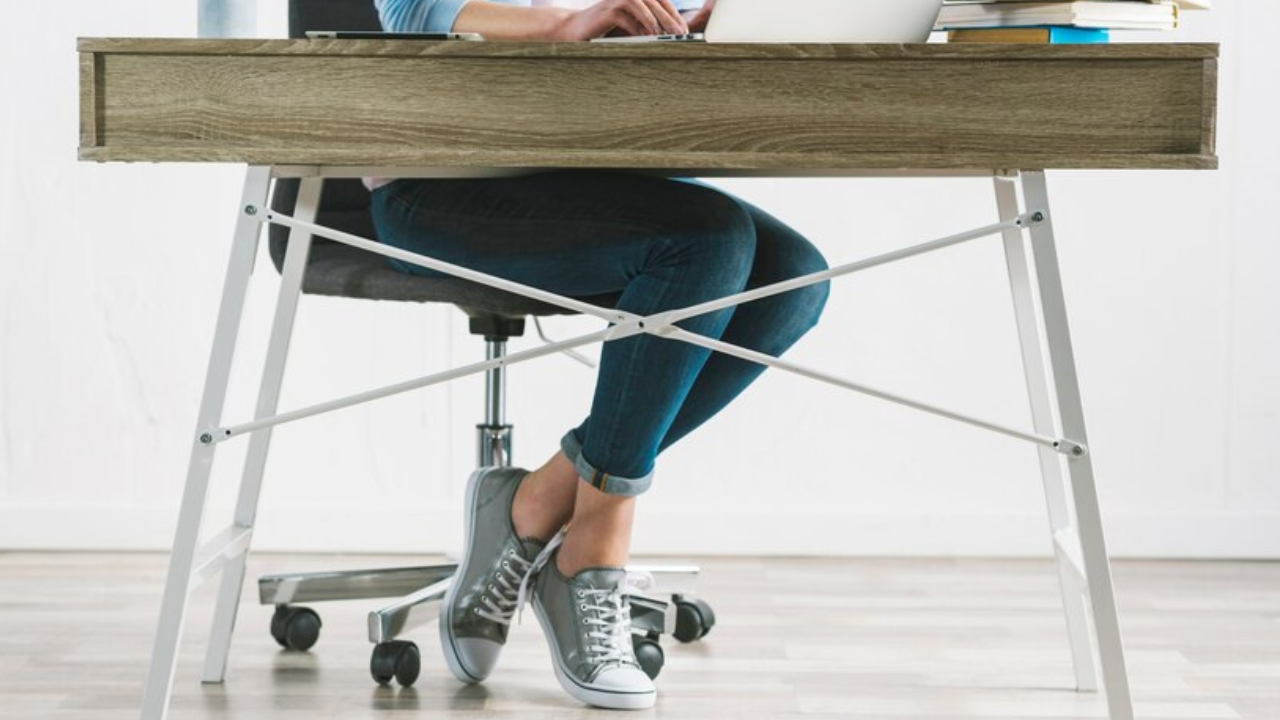Best Office Foot Rests That Will Help You Improve Your Posture